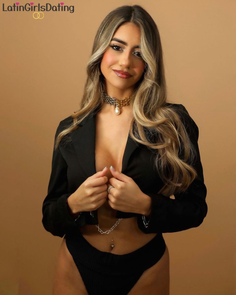 Dating Puerto Rican Girls: All the Truth Revealed