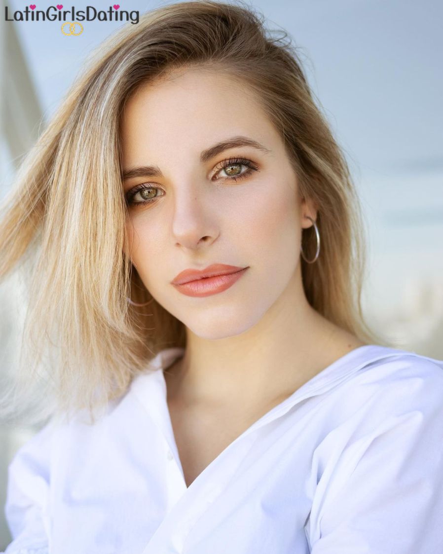 Salvadoran Girls: Why Are They Perfect for Marriage?